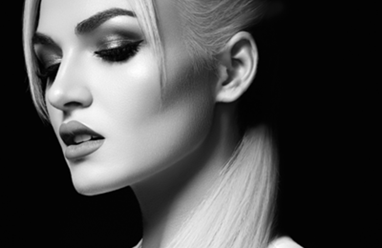 Fabulous Night Look - Helena Dawson